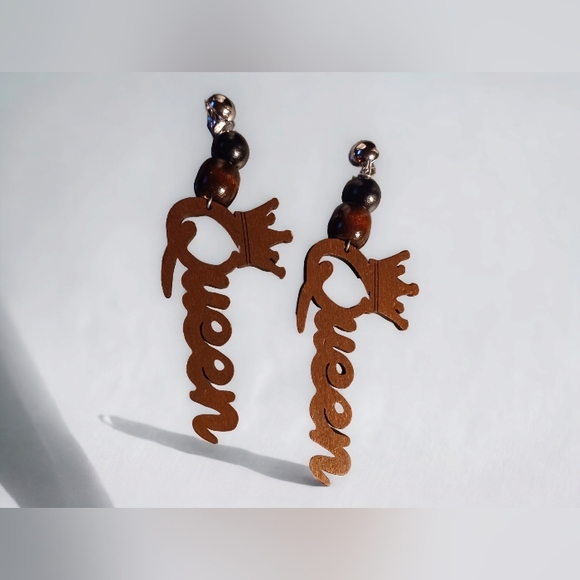 Handmade | Jewelry | Handmade Wooden Queen Statement Clip On Earrings ...